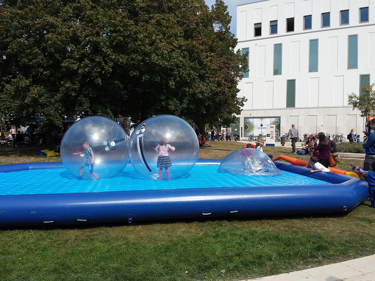 WASSERSPIELE Pool ohne Wasser kaufen - Pool für XXL Wasserbälle.